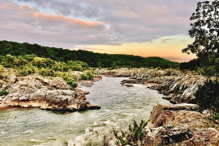 17 Best Hikes in Virginia for Your Bucketlist - Happy To Be Virginia